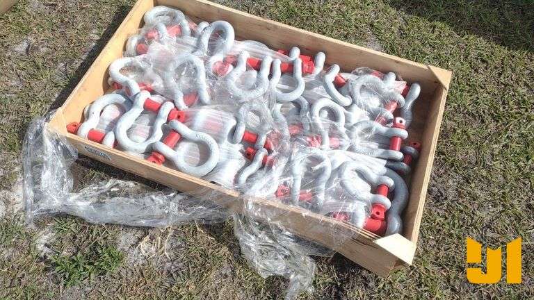 BOX OF SHACKLES, ASSORTED - Jeff Martin Auctioneers, Inc.