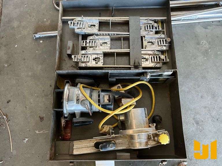 STANLEY ROUTER KIT - Jeff Martin Auctioneers, Inc.