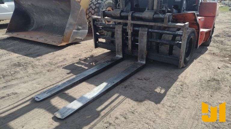 2003 DOOSAN D1105-5 CUSHION TIRE FORKLIFT SN: LL-00119 - Jeff Martin Auctioneers, Inc.