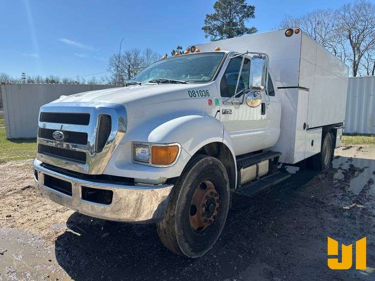 2010 FORD F-750 DEBRIS TRUCK VIN: 3FRNX7FAXAV268513 - Jeff Martin Auctioneers, Inc.