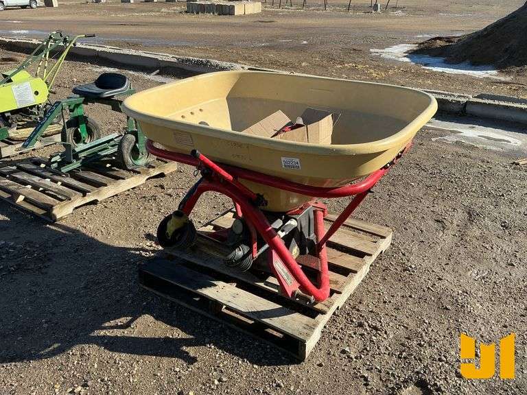 VICON PS-403 SN: 75404-19131 MATERIAL SPREADER - Jeff Martin ...