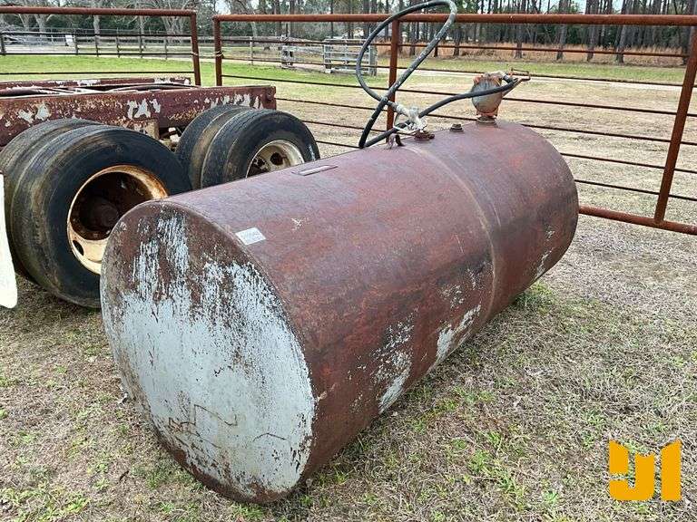 FUEL TANK - Jeff Martin Auctioneers, Inc.