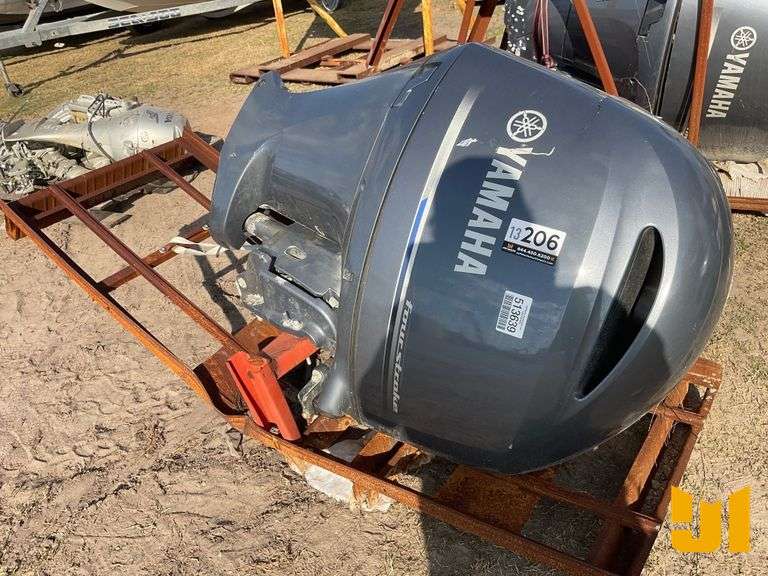 YAMAHA F200XB VIN: 1048473 OUTBOARD MOTOR - Jeff Martin Auctioneers, Inc.