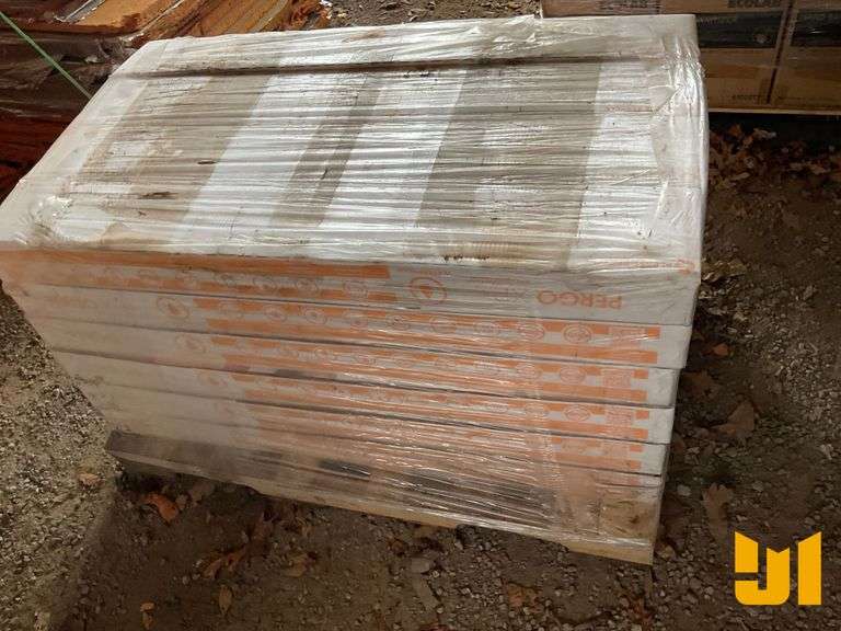 LOT OF PERGO XP WATER PROOF WOOD FLOORING QTY OF - Jeff Martin ...