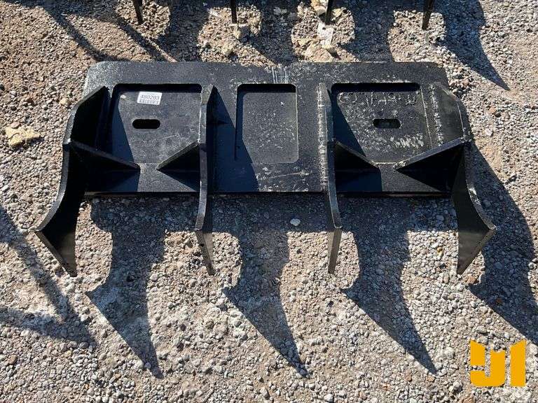 UNUSED KC SKID STEER PULL STYLE CULTIVATOR ATTACHMENT - Jeff Martin ...