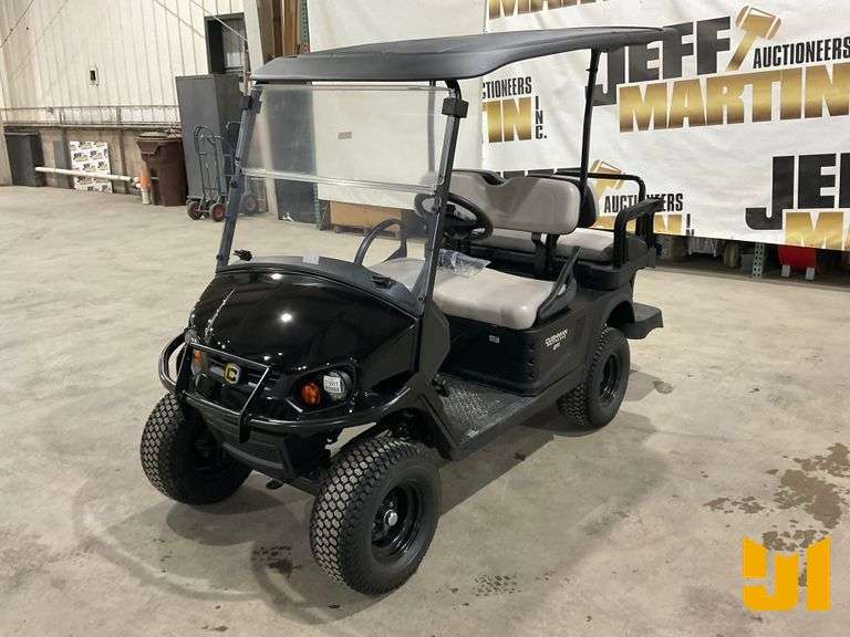 2024 CUSHMAN SHUTTLE 2+2 GOLF CART 3622878 - Jeff Martin Auctioneers, Inc.