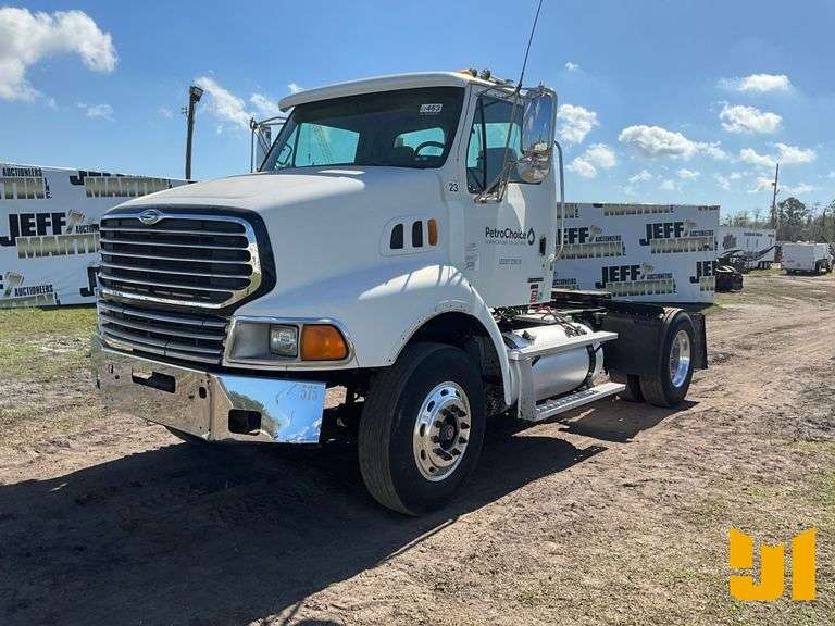 2007 STERLING TRUCK A9500 SERIES SINGLE AXLE DAY CAB TRUCK TRACTOR ...
