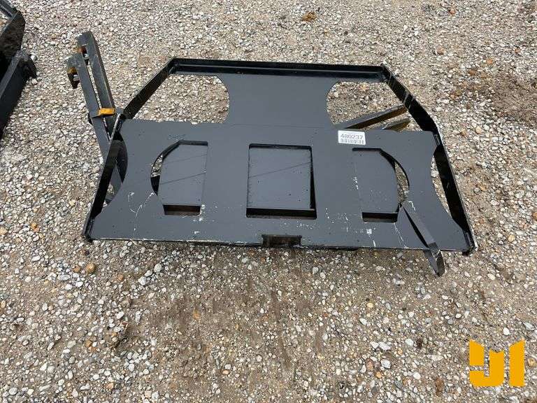 UNUSED KC 36" MINI UNIVERSAL FORK FRAME - Jeff Martin Auctioneers, Inc.