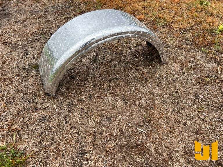 QTY(4) SMALL CHROME FENDERS - Jeff Martin Auctioneers, Inc.