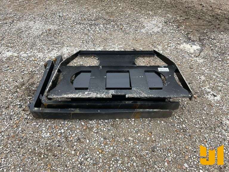 UNUSED KC 36" MINI UNIVERSAL FORK FRAME - Jeff Martin Auctioneers, Inc.