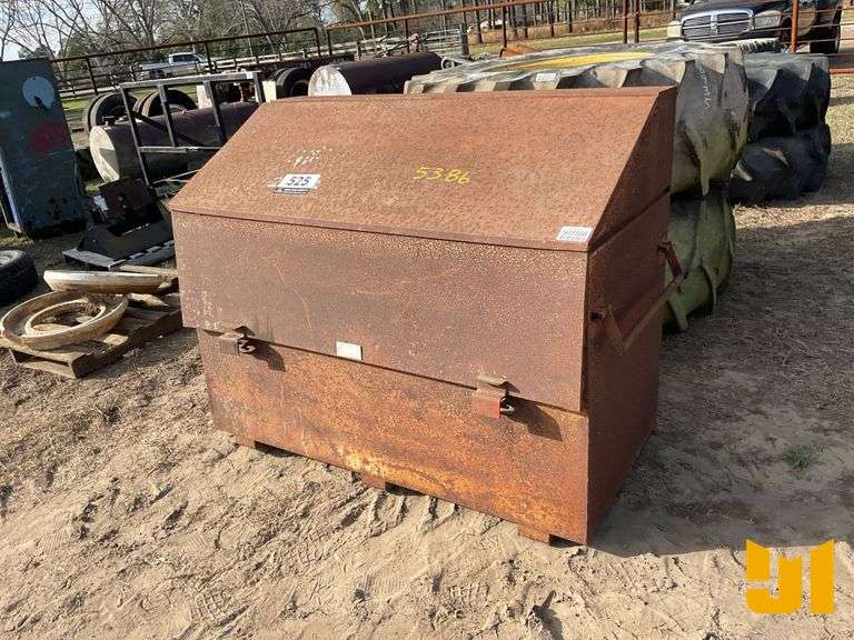 KNAACK GANG BOX - Jeff Martin Auctioneers, Inc.