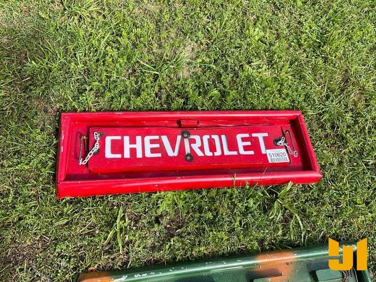 CHEVROLET TAILGATE SIGN - Jeff Martin Auctioneers, Inc.