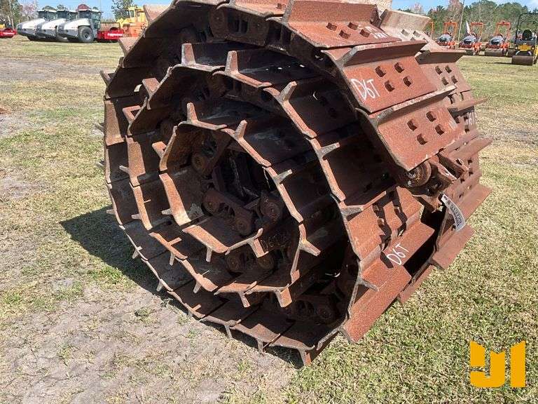CATERPILLAR TRACKS - Jeff Martin Auctioneers, Inc.