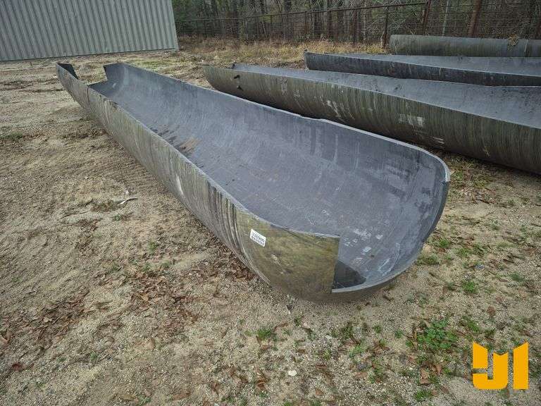 UNLINED HALF FIBERGLASS TANK - Jeff Martin Auctioneers, Inc.