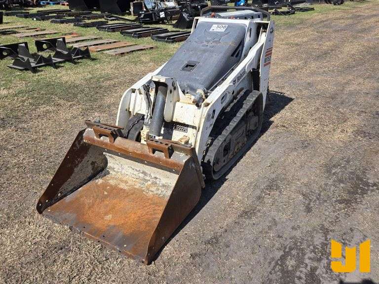 2013 BOBCAT MODEL MT52 RIDE-ON MULTI TERRAIN LOADER SN: A3WR17395 - Jeff Martin Auctioneers, Inc.