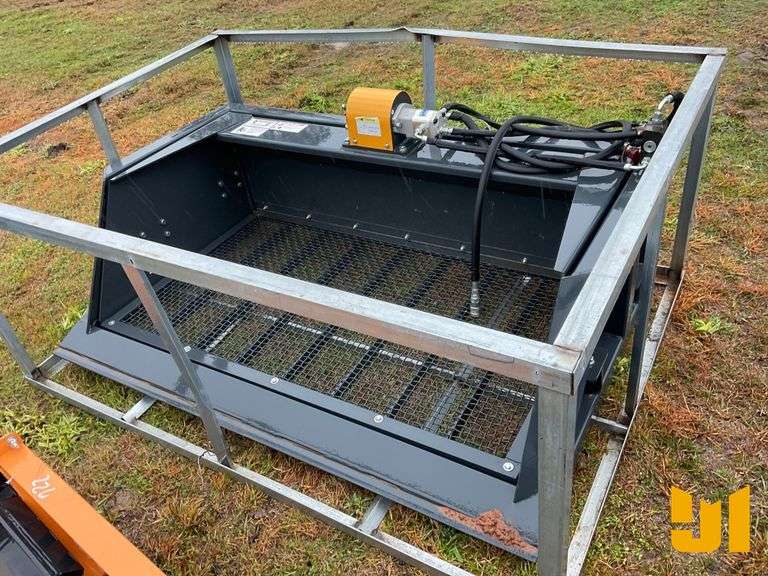 2023 WOLVERINE SCREENING BUCKET SN: ZW00289 80 INCHES - Jeff Martin ...