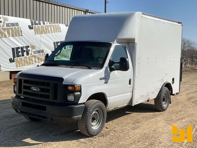 2013 FORD E-350 SD SINGLE AXLE VAN TRUCK VIN: 1FDWE3FL4DDA83683 - Jeff ...