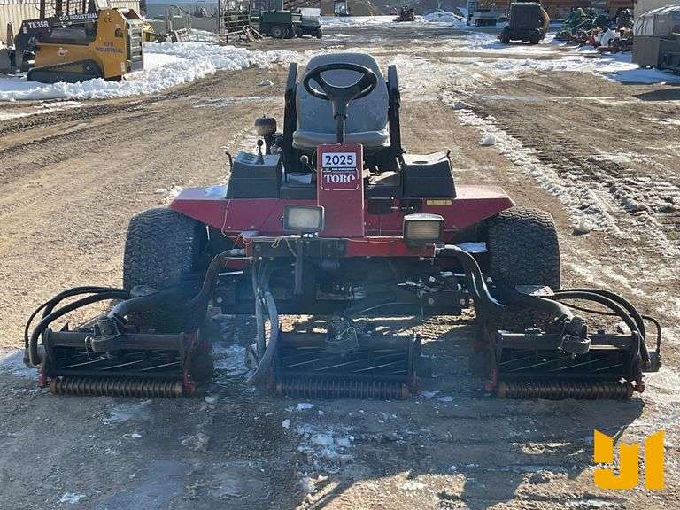 TORO 03550 REELMASTER 5500-D 2WD REEL FAIRWAY MOWER SN: 230000416 ...