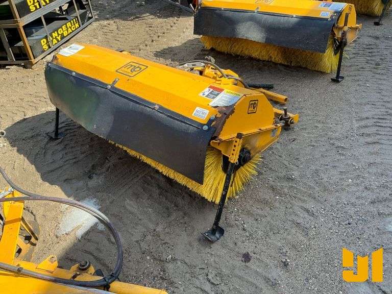 M&B PTO DRIVEN BROOM MB-02749 - Jeff Martin Auctioneers, Inc.