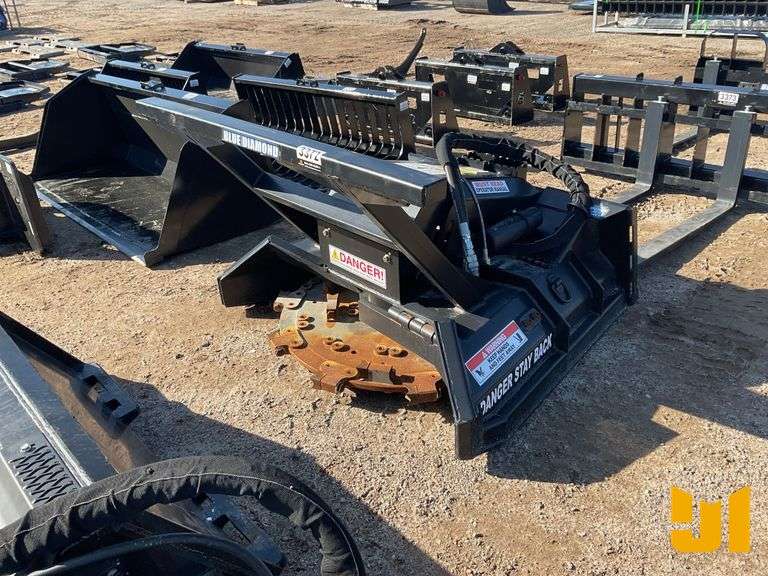 BLUE DIAMOND 903307 40 INCH SN: 181475U - Jeff Martin Auctioneers, Inc.