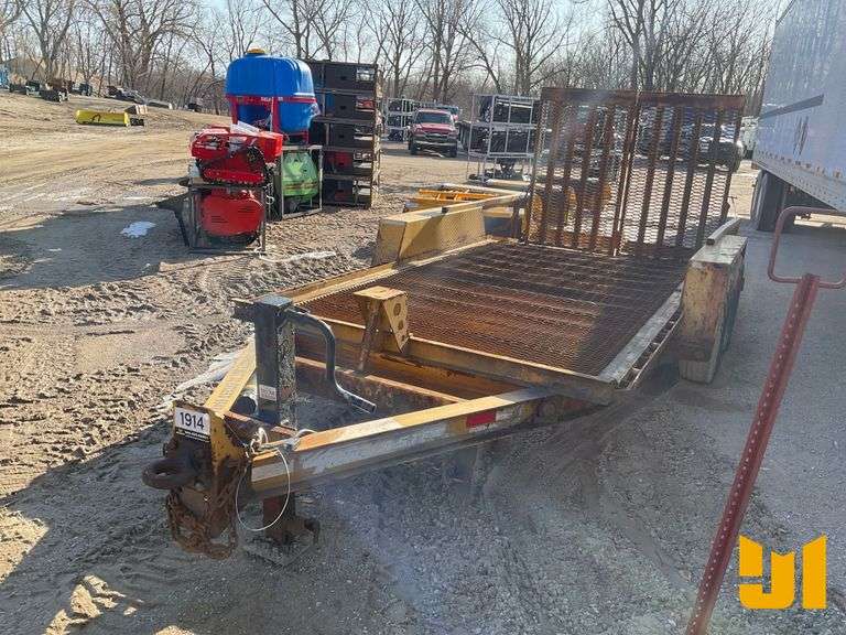 2013 TOWMASTER INC. T-10D TAG A LONG EQUIPMENT TRAILER 7 TON VIN ...