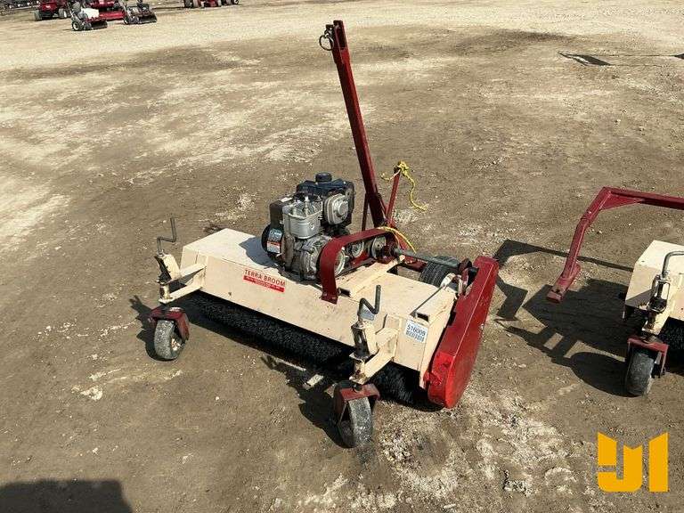 TERRACARE BEUSH POWERED BRUSH 90236 - Jeff Martin Auctioneers, Inc.