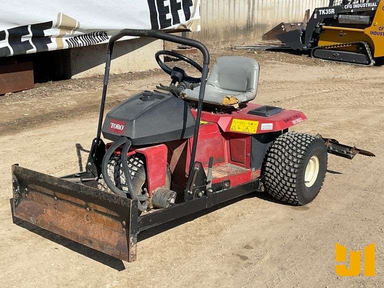 TORO 08886 SAND PRO 5020 210000202 - Jeff Martin Auctioneers, Inc.