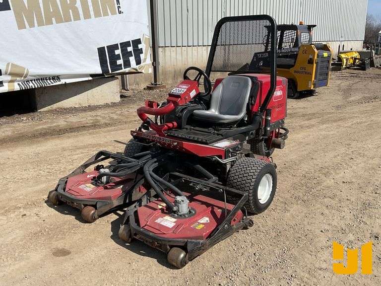 TORO 30839 GROUNDSMASTER 3500-D SIDEWINDER TRIM MOWER SN: 260000205 ...