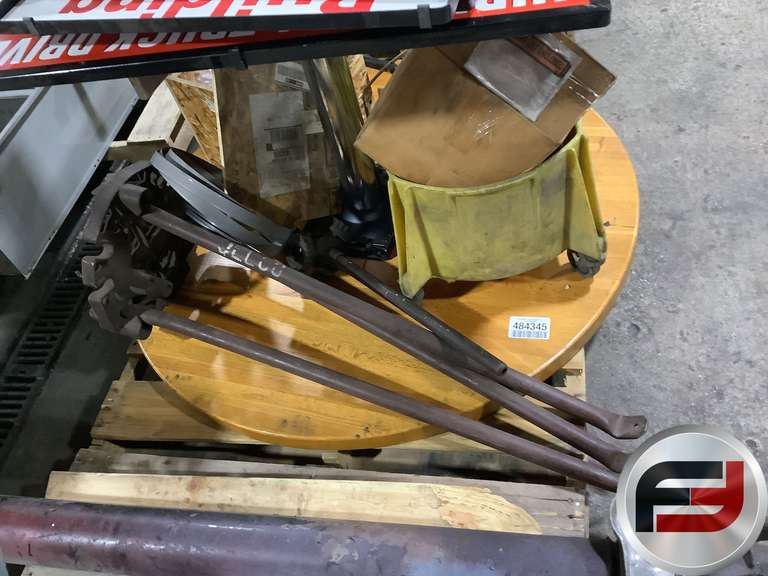 PIPE THREADER STAND, WHEEL STUDS, BARRICADE, FOLD UP 2 WHEEL - Freije ...