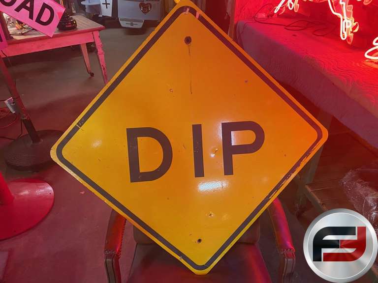 DIP SIGN - Freije & Freije Auctioneers