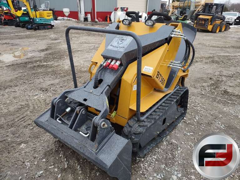 2025 BISON TEK MODEL BT360 MULTI TERRAIN LOADER SN: MP2409290044 ...
