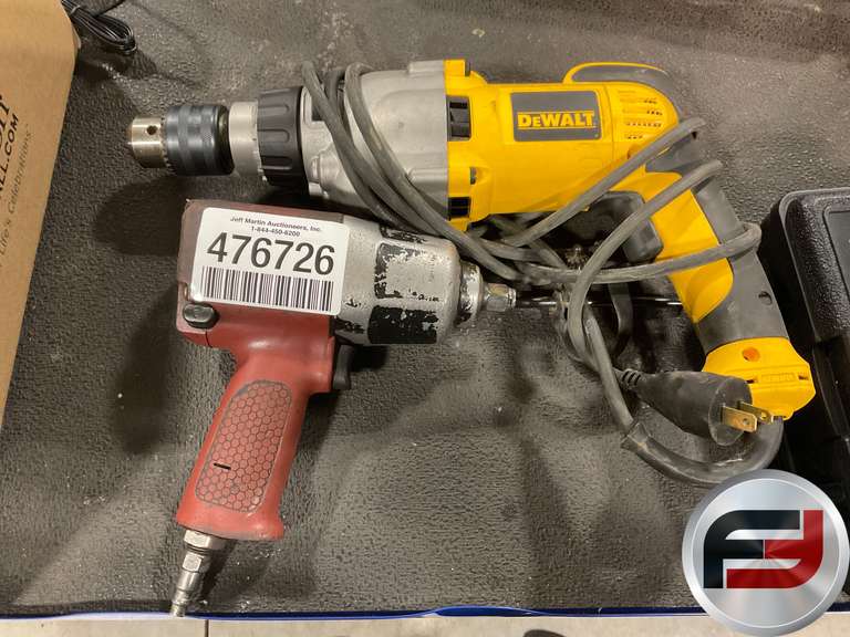 CONDITION UNKNOWN DEWALT DWD520 1/2" DRILL - Freije & Freije Auctioneers