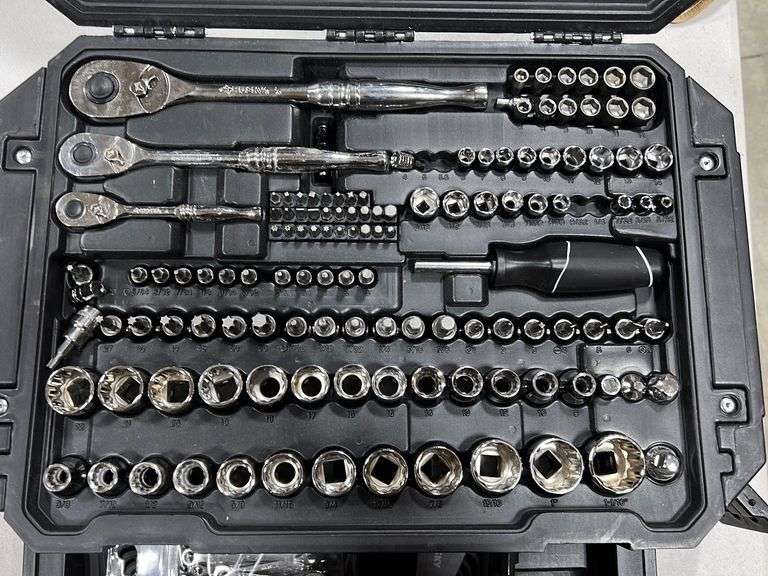 HUSKY Ratchet and Wrench Tool Set - Johnson Realty