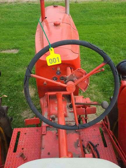 Massey Harris Senior 101 Twin Power Tractor - Kramer Auction LLC
