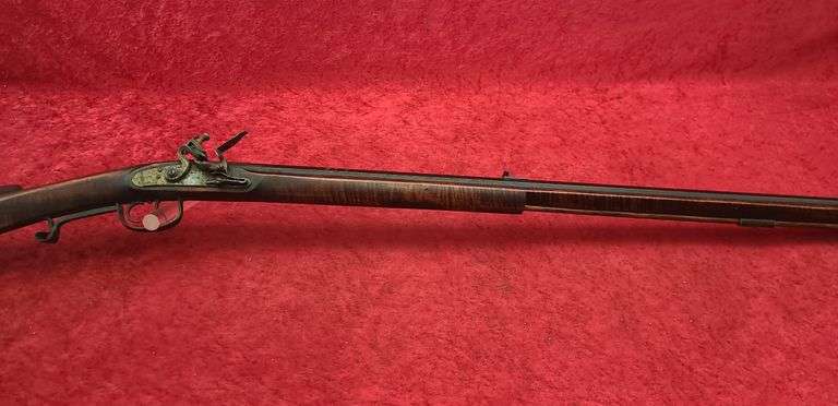 Full Stock Flintlock 45 cal Rifle - Kramer Auction LLC