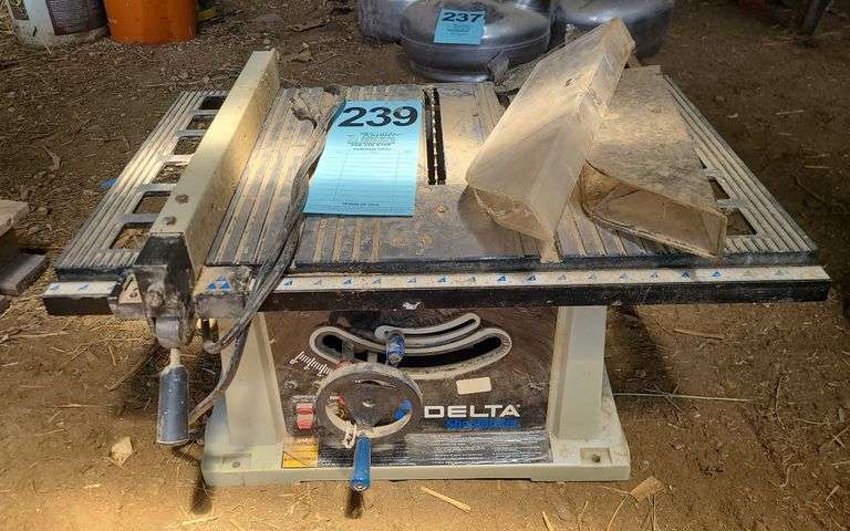 Delta Table Saw - Kramer Auction LLC