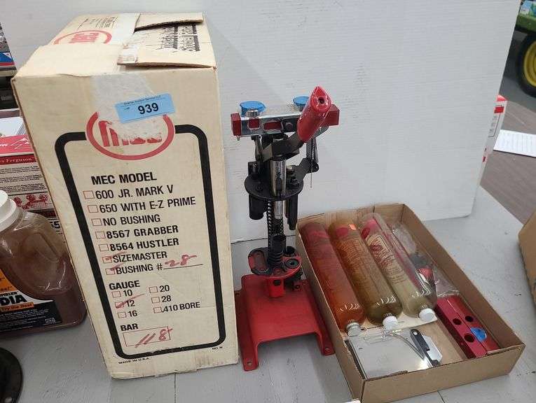MEC Sizemaster SM32 Reloading Press w/box & accessories - Kramer ...