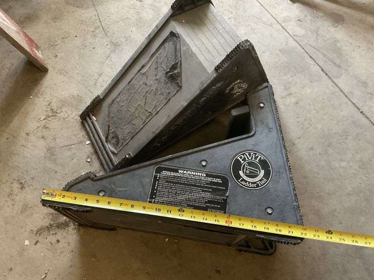 Pivot ladder tool - Legacy Auction Company