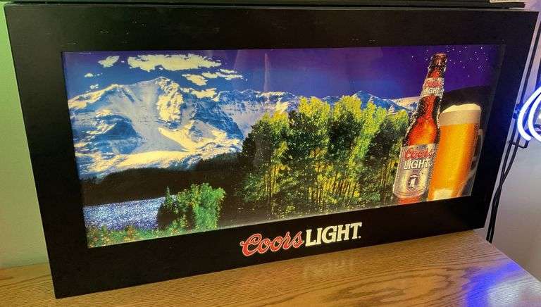 Coors light motion sign - Legacy Auction Company