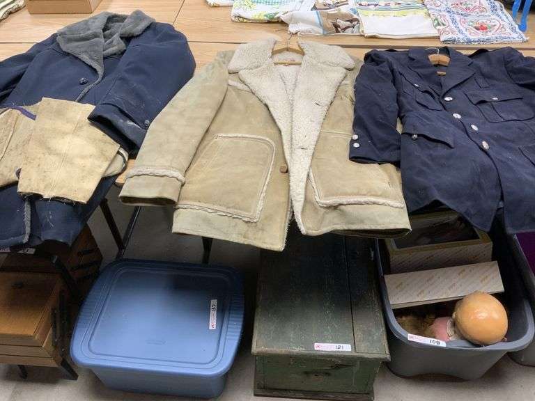 3 jackets - Legacy Auction Company