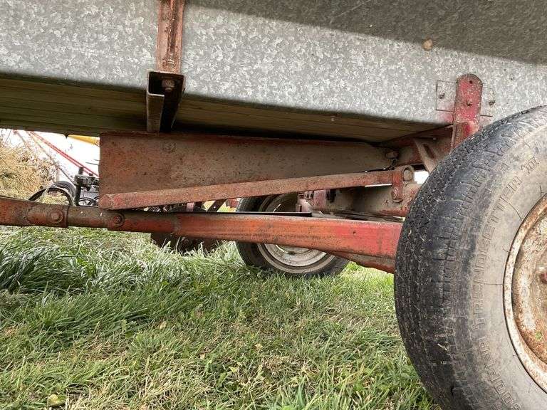 David Bradley flare wagon w/hoist - Legacy Auction Company