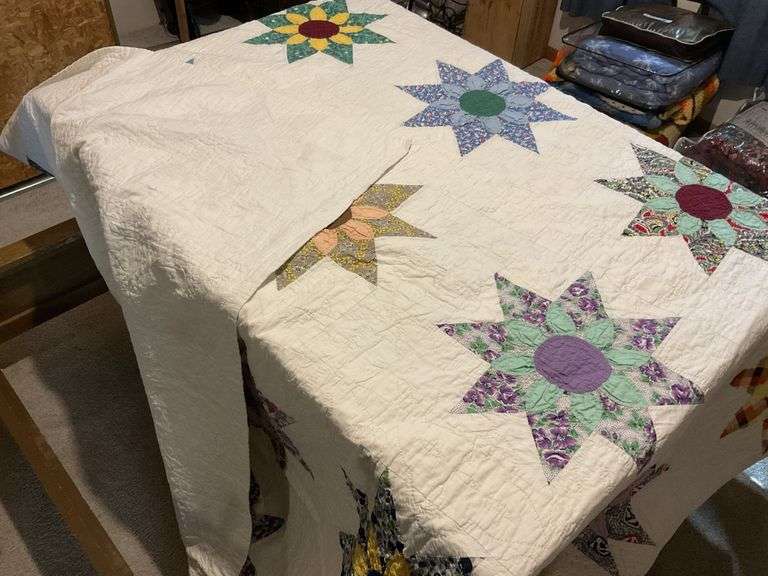 82x 86 Quilt Legacy Auction Company