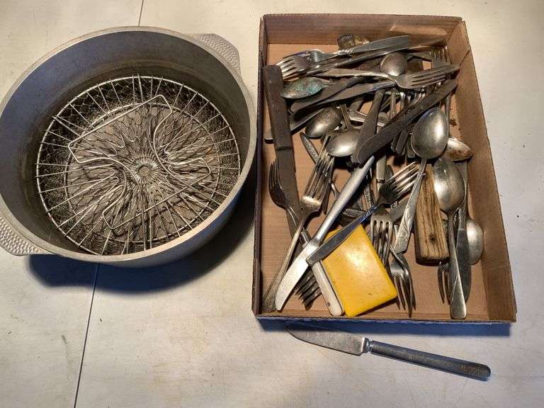 Silverware, pan - Legacy Auction Company