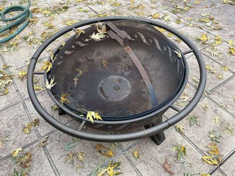 Fire pit - Legacy Auction Company
