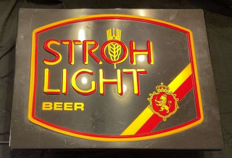 Stroh light beer lighted sign - Legacy Auction Company