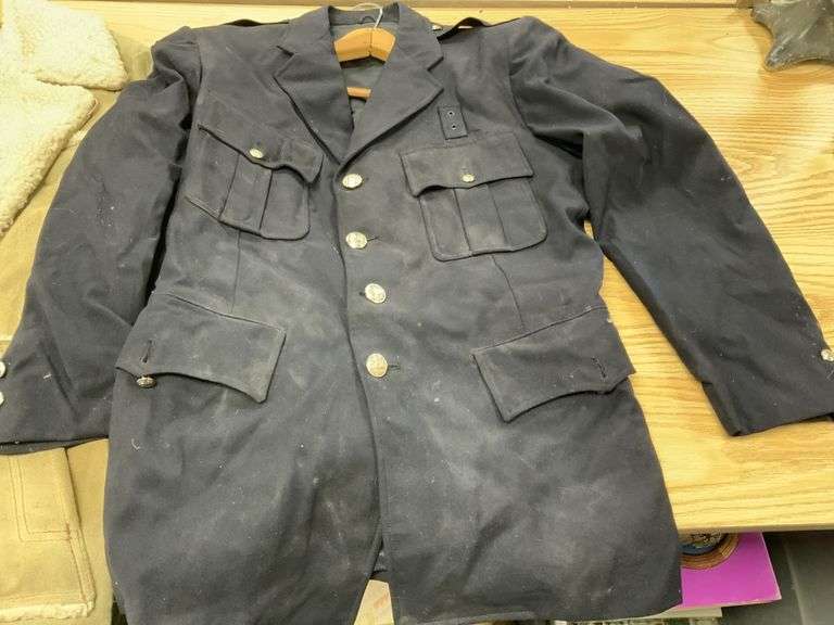 3 jackets - Legacy Auction Company