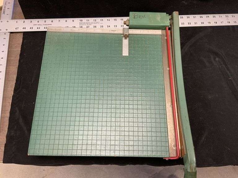 Paper cutter - Legacy Auction Company