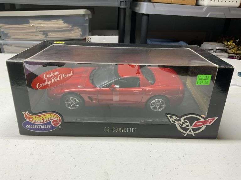 Hot Wheels collectibles C5 Corvette 1/18 scale - Legacy Auction Company