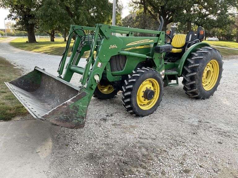 07 John Deere diesel 5425 tractor with 542 loader - Legacy Auction Company