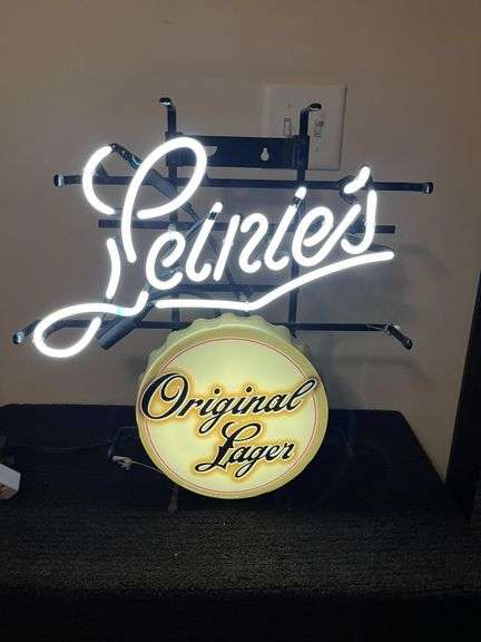 Leinenkugel‘s Leinie’s original lager neon sign. - Legacy Auction Company